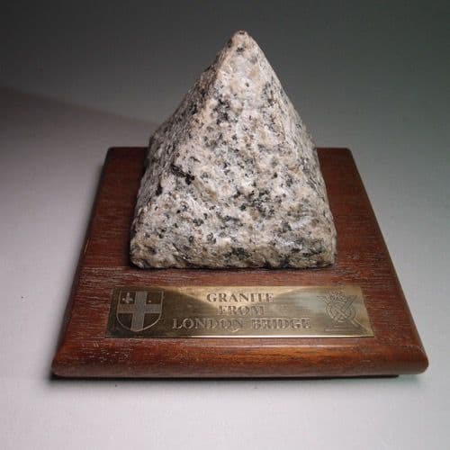 Old London bridge granite paperweight vintage souvenir