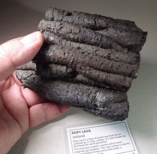 ROPY LAVA PAHOEHOE - Iceland