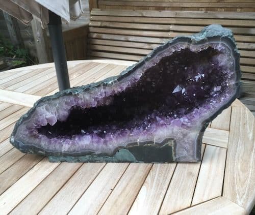 VERY LARGE AND BEAUTIFUL AMETHYST GEODE - Brazil