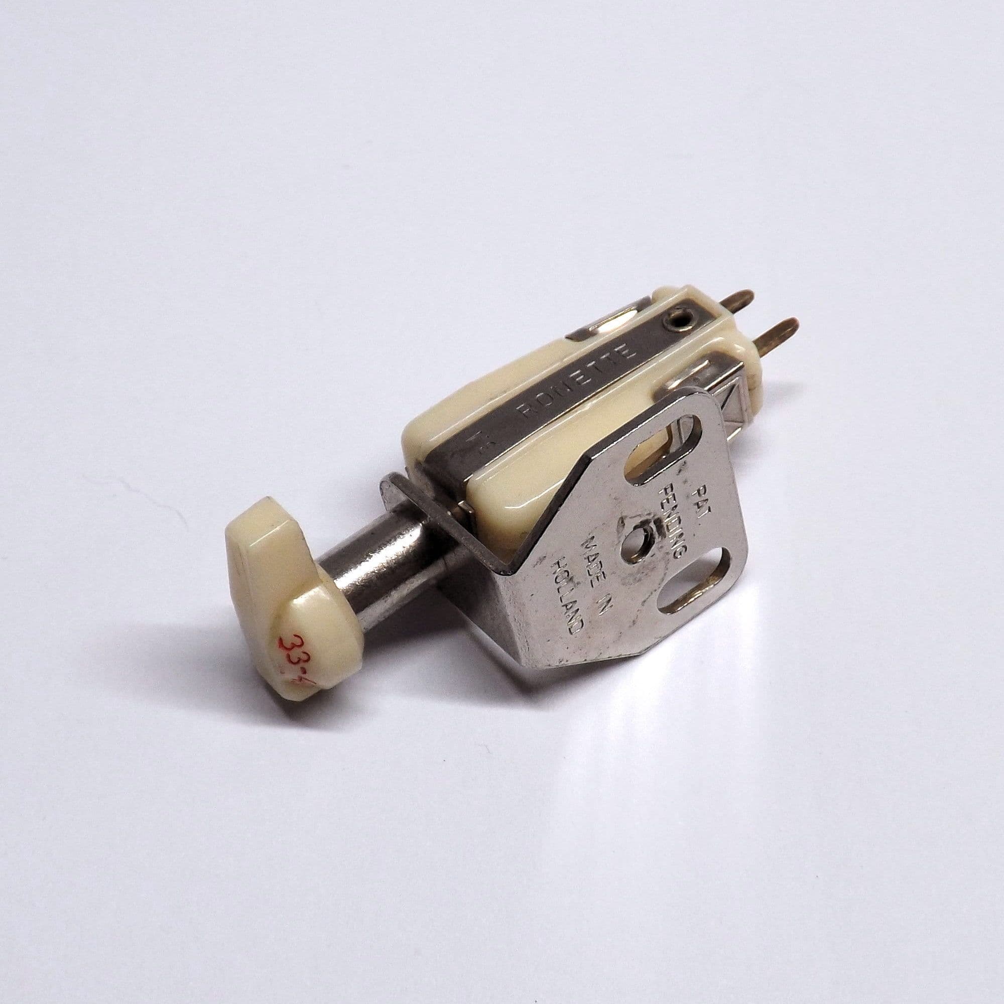 Ronette DC-284-OV Crystal Cartridge with New Stylus