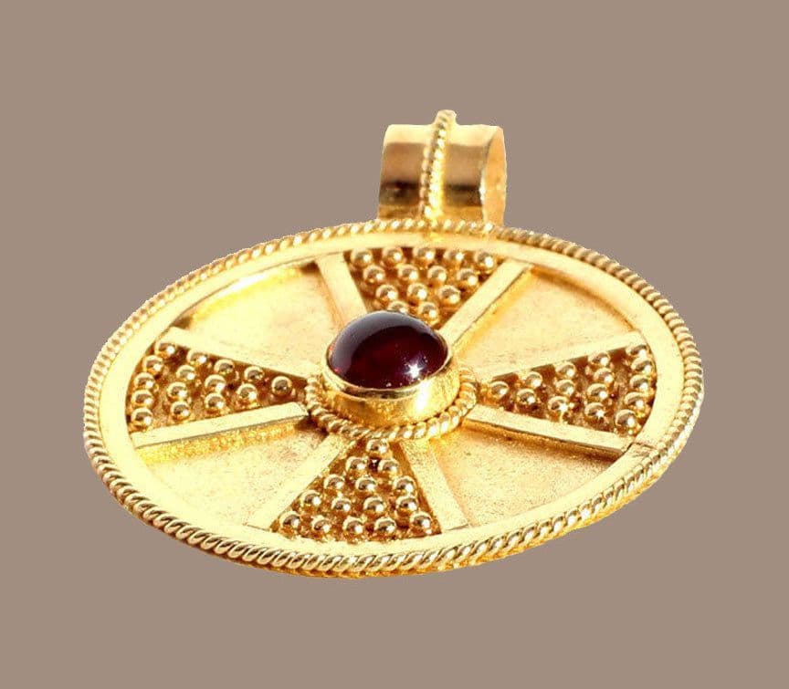 Gold Early Anglo-Saxon Pendant