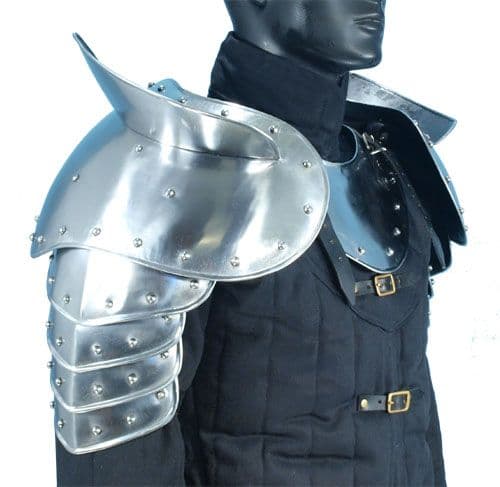 LARP Shoulder Plate Warrior with Sword Breakers