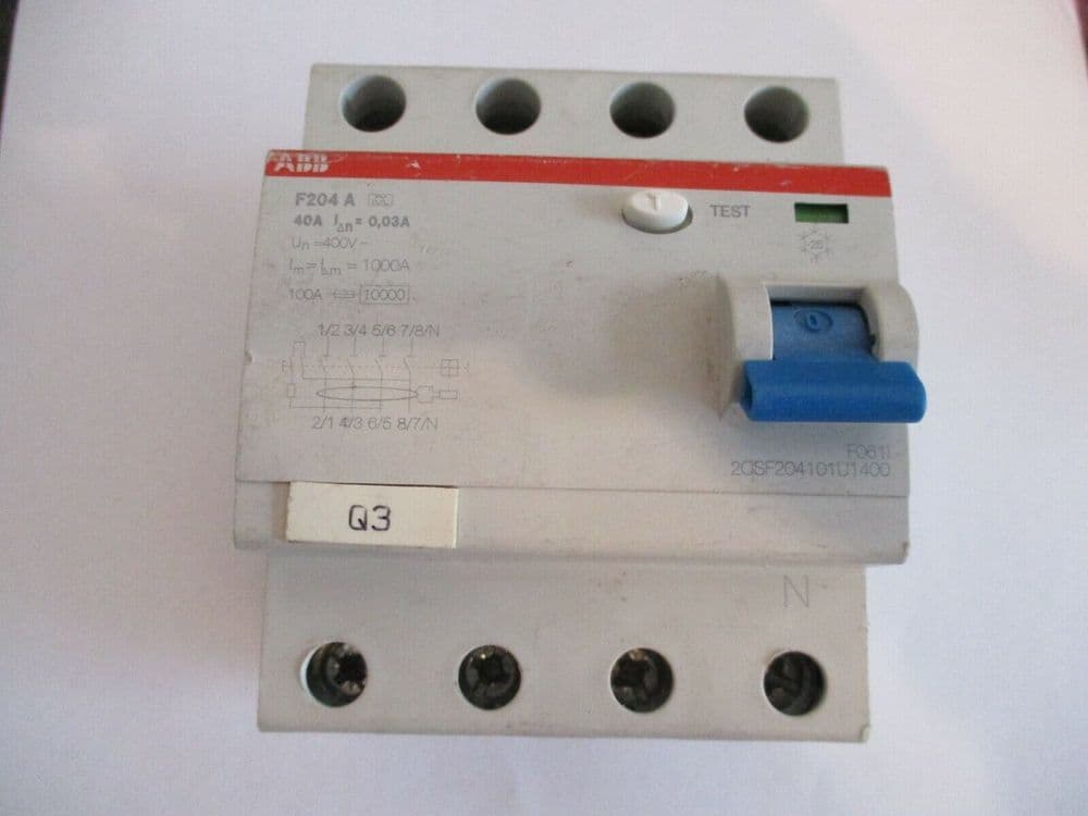 ABB F204 A 40 AMP 30mA 2CSF204101U1400 RCD CIRCUIT BREAKER