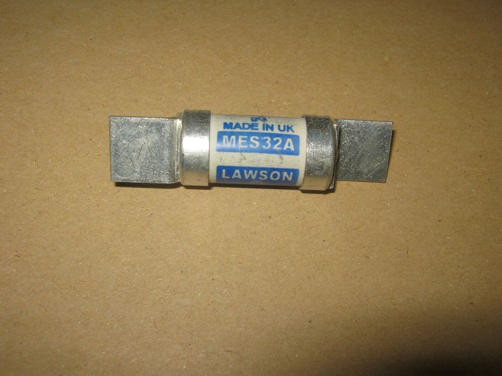 LAWSON MES32A 32A 32 AMP FUSE