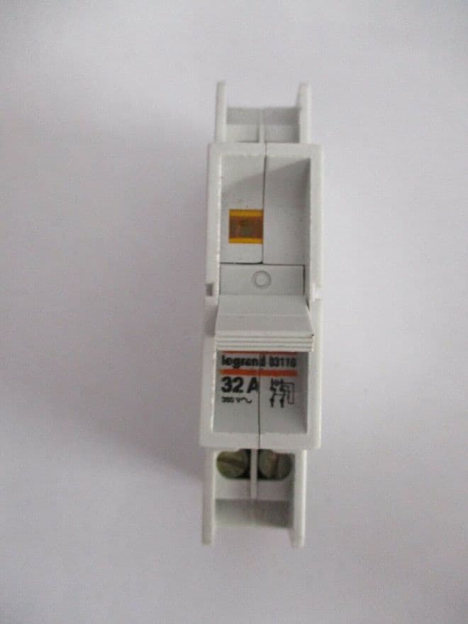 LEGRAND 32 AMP 380V 03116 SWITCH INTERRUPTER