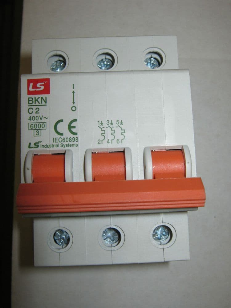 LS INDUSTRIAL SYSTEMS BKN C2 2 AMP 6KA TRIPLE POLE CIRCUIT BREAKER