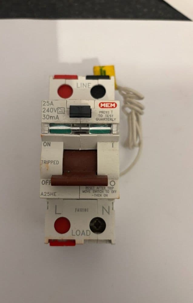 MEM EATON 25 AMP 30mA A25HE RCD CIRCUIT BREAKER