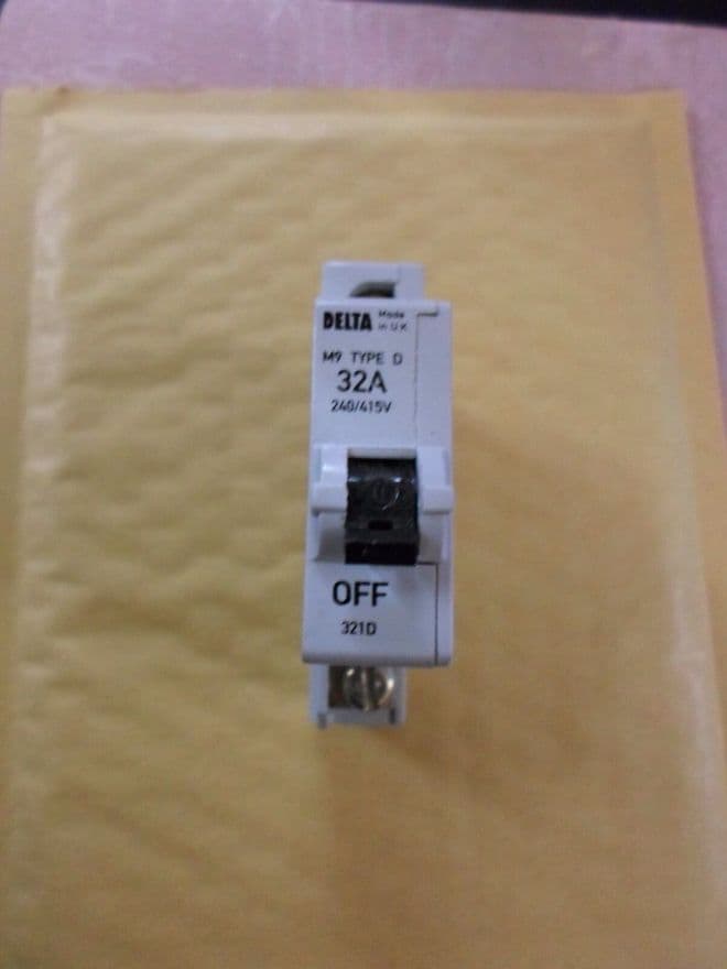 MEM EATON DELTA D32 32 AMP 32A M9 321D SINGLE POLE MCB CIRCUIT BREAKER