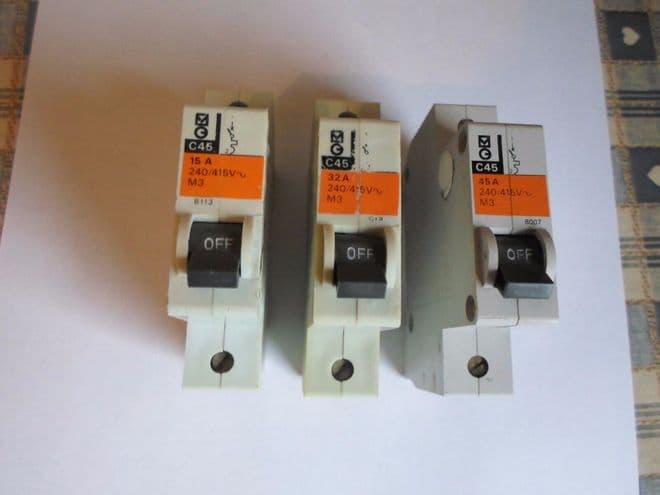 MERLIN GERIN C45 15A 15 AMP M3 8113 SINGLE POLE BS3871 CIRCUIT BREAKER