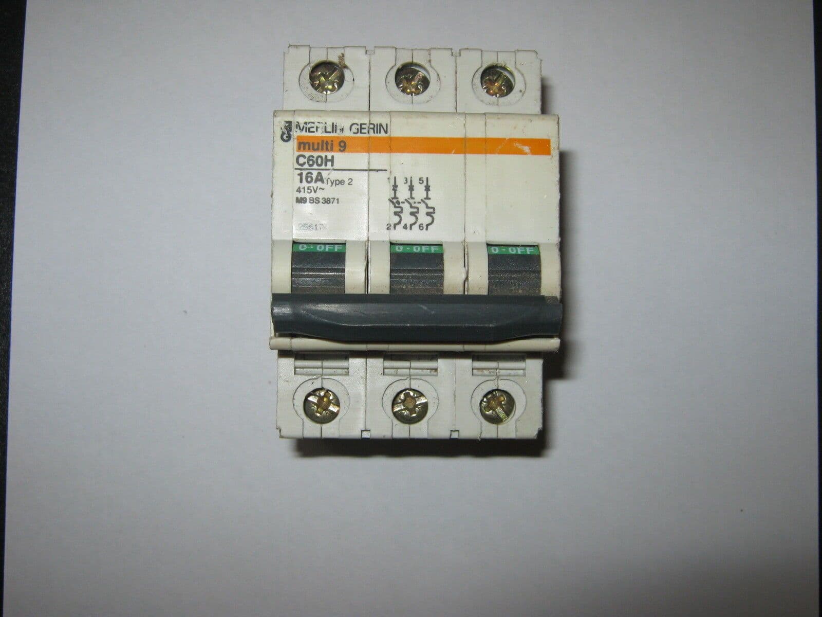 MERLIN GERIN C60H 16 AMP TYPE 2 M9 25617 TRIPLE POLE MCB CIRCUIT BREAKER