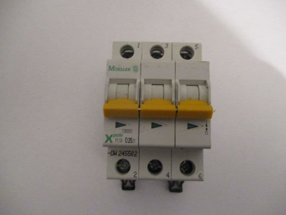 MOELLER EATON XPOLE D25 25 AMP PLS6-D25/3 DW 10KA TRIPLE POLE CIRCUIT ...