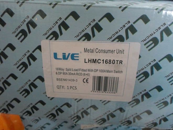 NEW LVE 16 WAY METALCLAD SPLIT LOAD BOARD WITH 2 RCDS & MAIN SWITCH ...