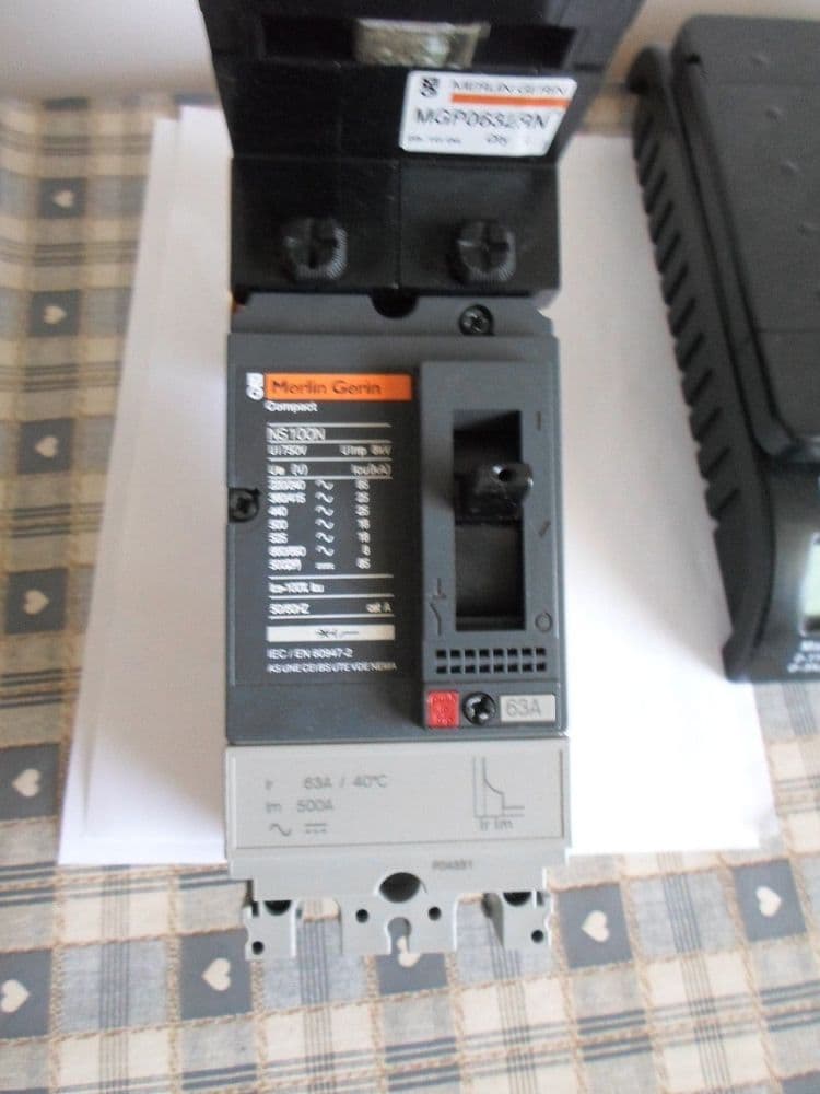 NEW MERLIN GERIN COMPACT 63 AMP MGP0632RN 2 POLE MCCB CIRCUIT BREAKER