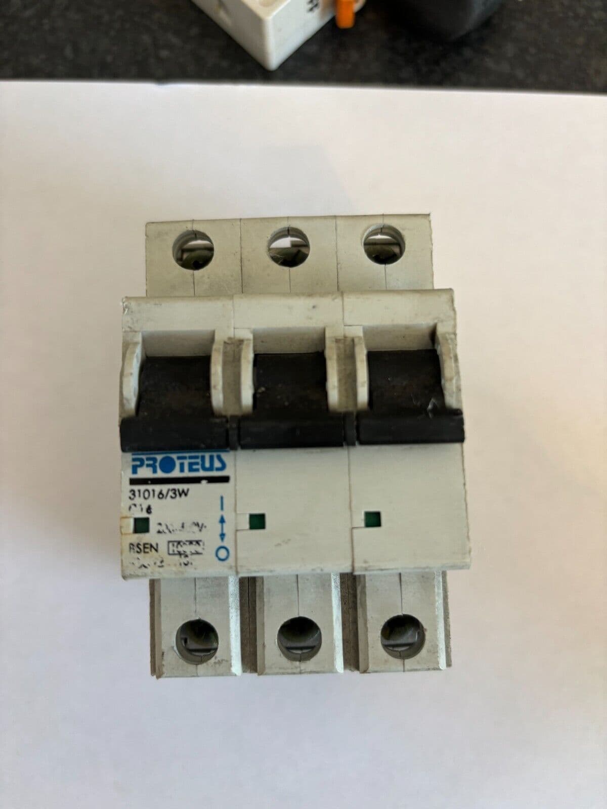 PROTEUS C16 16 AMP 31016/3W 10KA TRIPLE POLE MCB CIRCUIT BREAKER