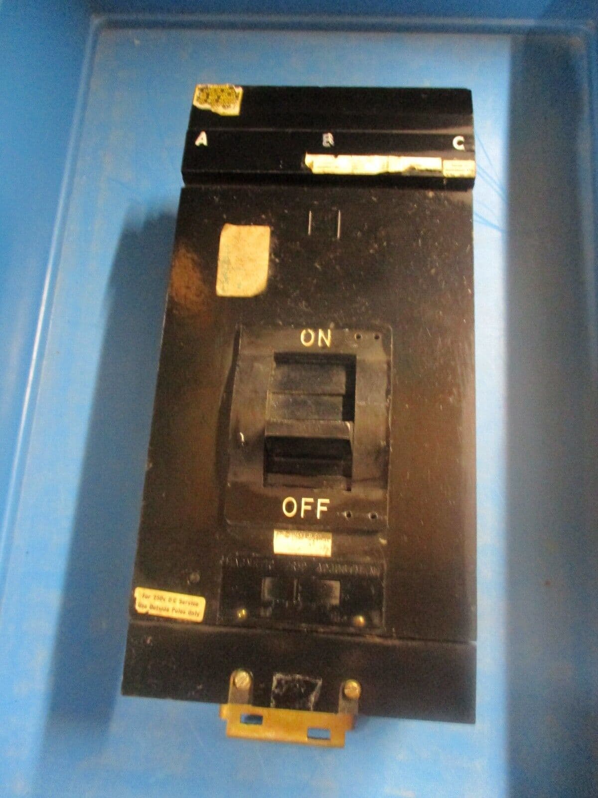 SQUARE D 350 AMP LA36350 SERIES 3 3 PHASE MCCB CIRCUIT BREAKER