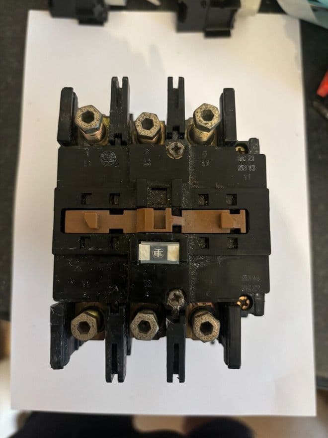 TELEMECANIQUE LC1-D803 125AMP CONTACTOR