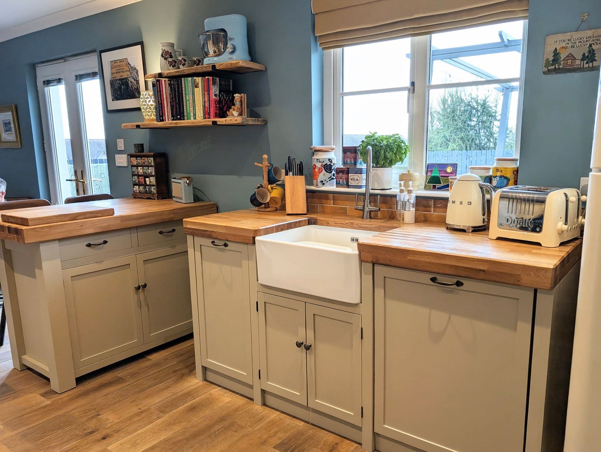 Free-Standing vs Fitted Kitchens