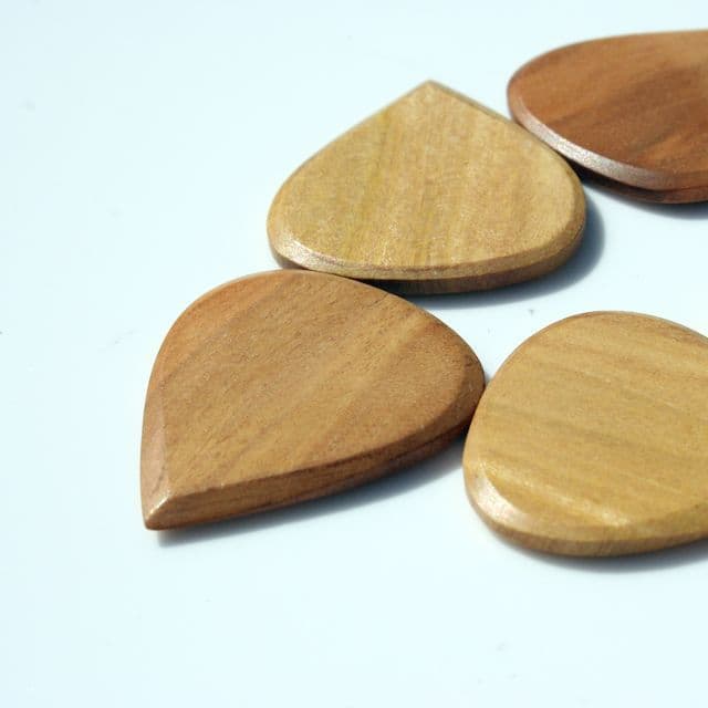 Blues Tones - Haldu - 4 Guitar Picks | Timber Tones