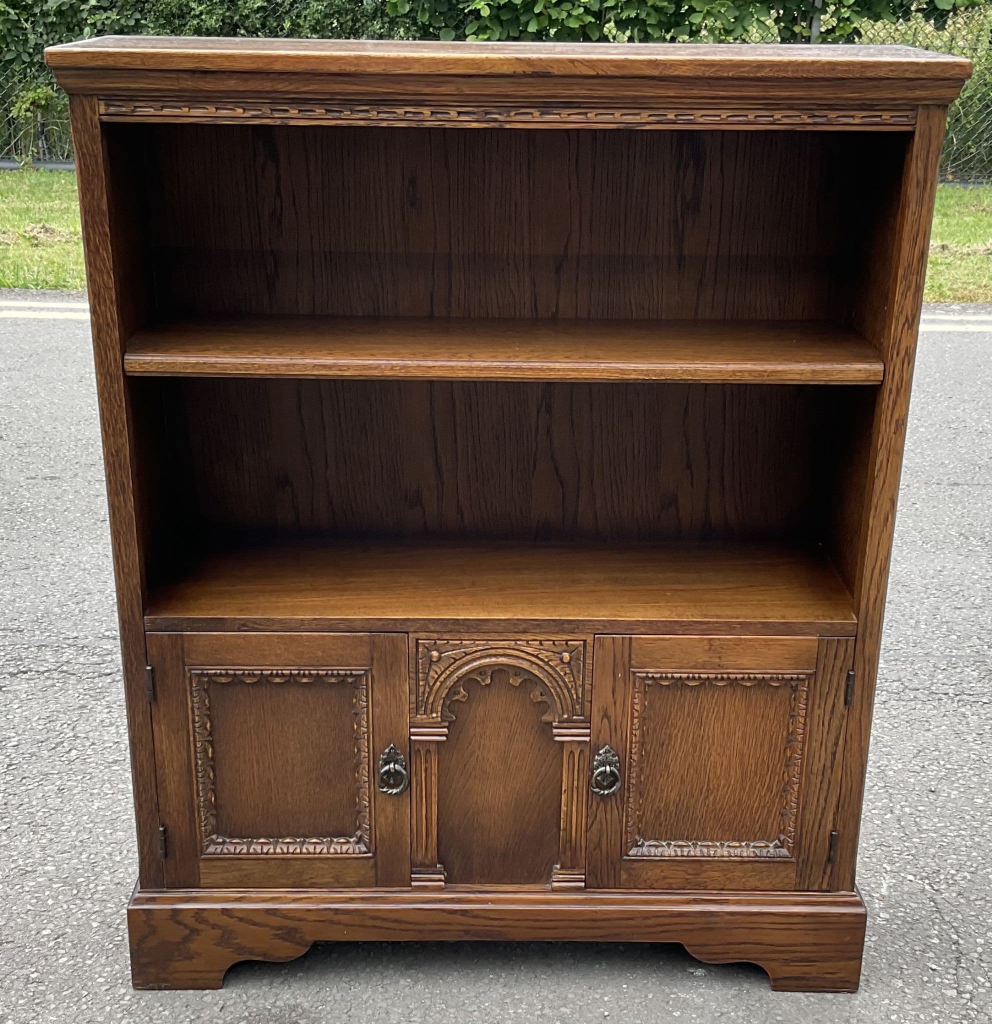 Oak Standing Reproduction Open Bookcase