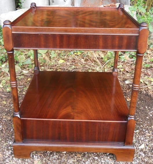 Small Mahogany Lamp Table Stand