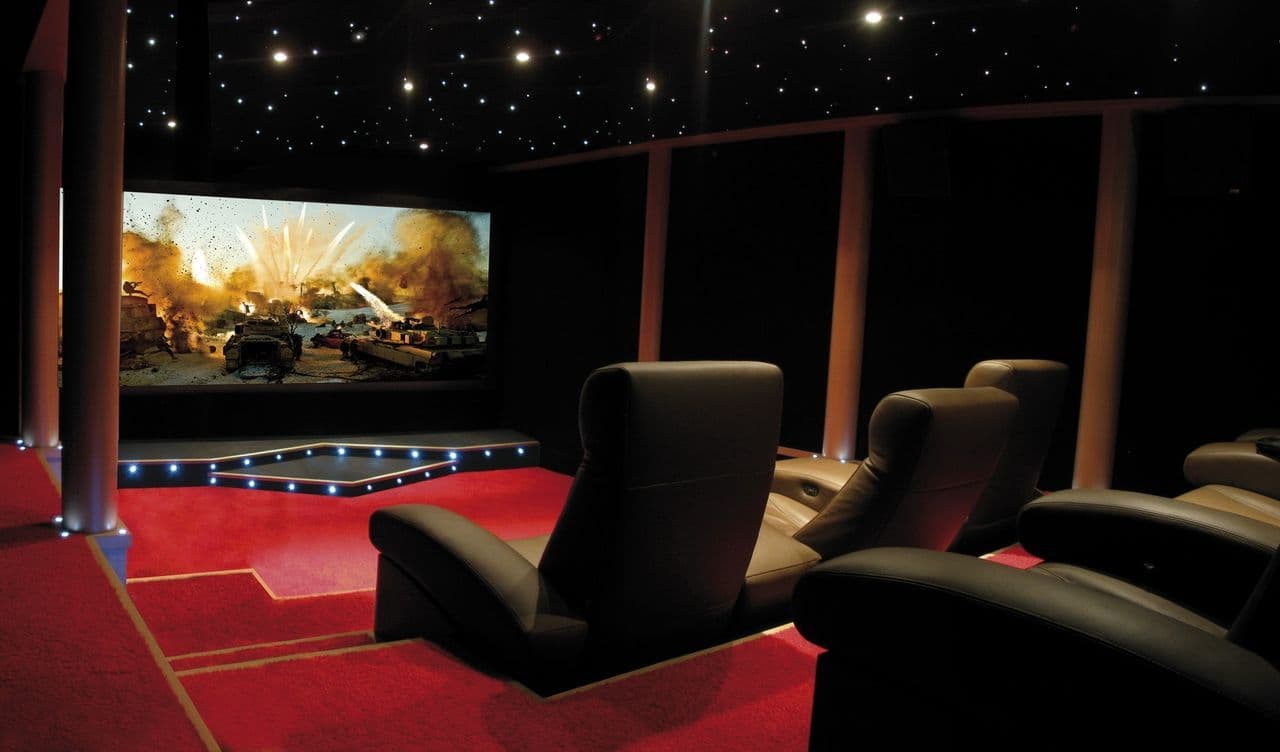 Screen Excellence Reference Fixed Frame Screen 2 40 1 Enlightor Neo 4K