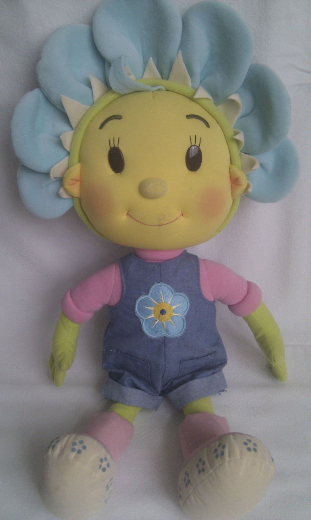 Adorable Wow Big Fifi & the Flowertots Plush Doll