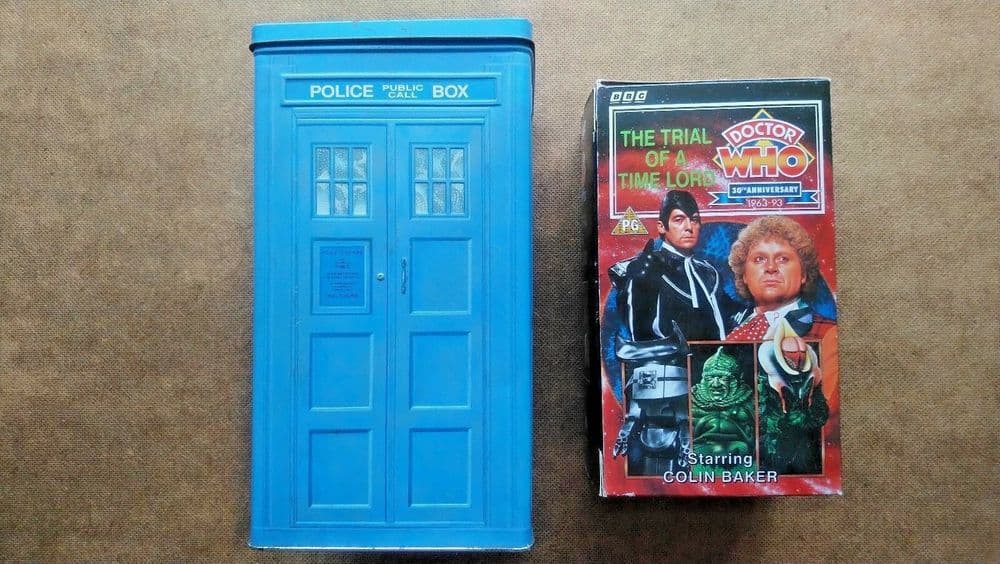 Doctor Who The Trial of a Time Lord Tardis Tin Set Colin Baker