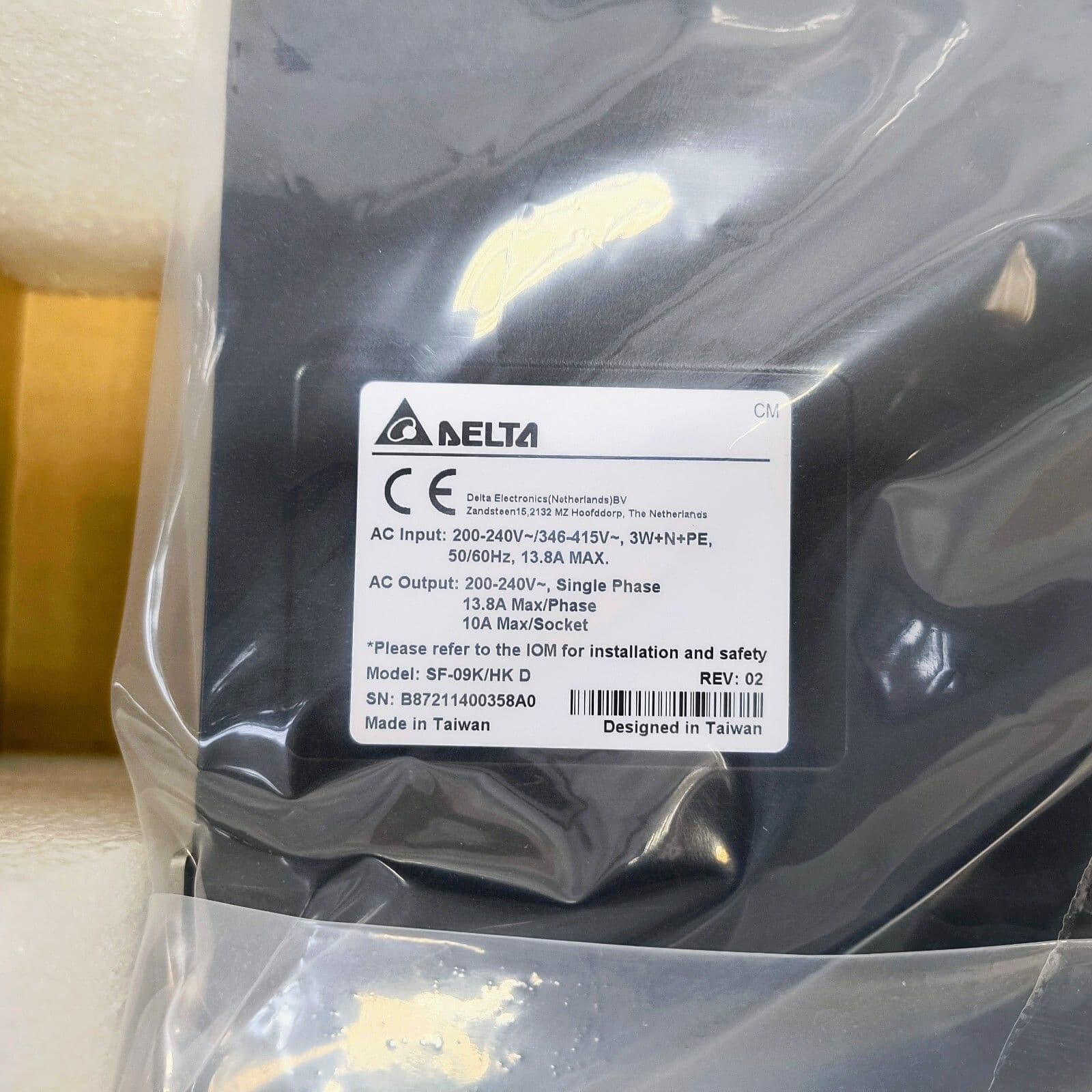 Delta Electronics Unité Distribution Courant Pdu Sf-09k / Hk D 3 Phase À 1