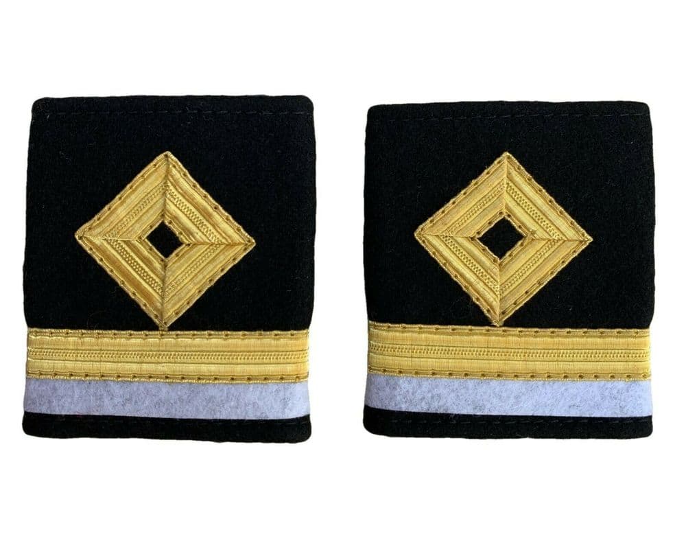 Epaulettes Dimond 1 Bar gold 1 Bar white Royal Fleet Auxiliary 3/O LS