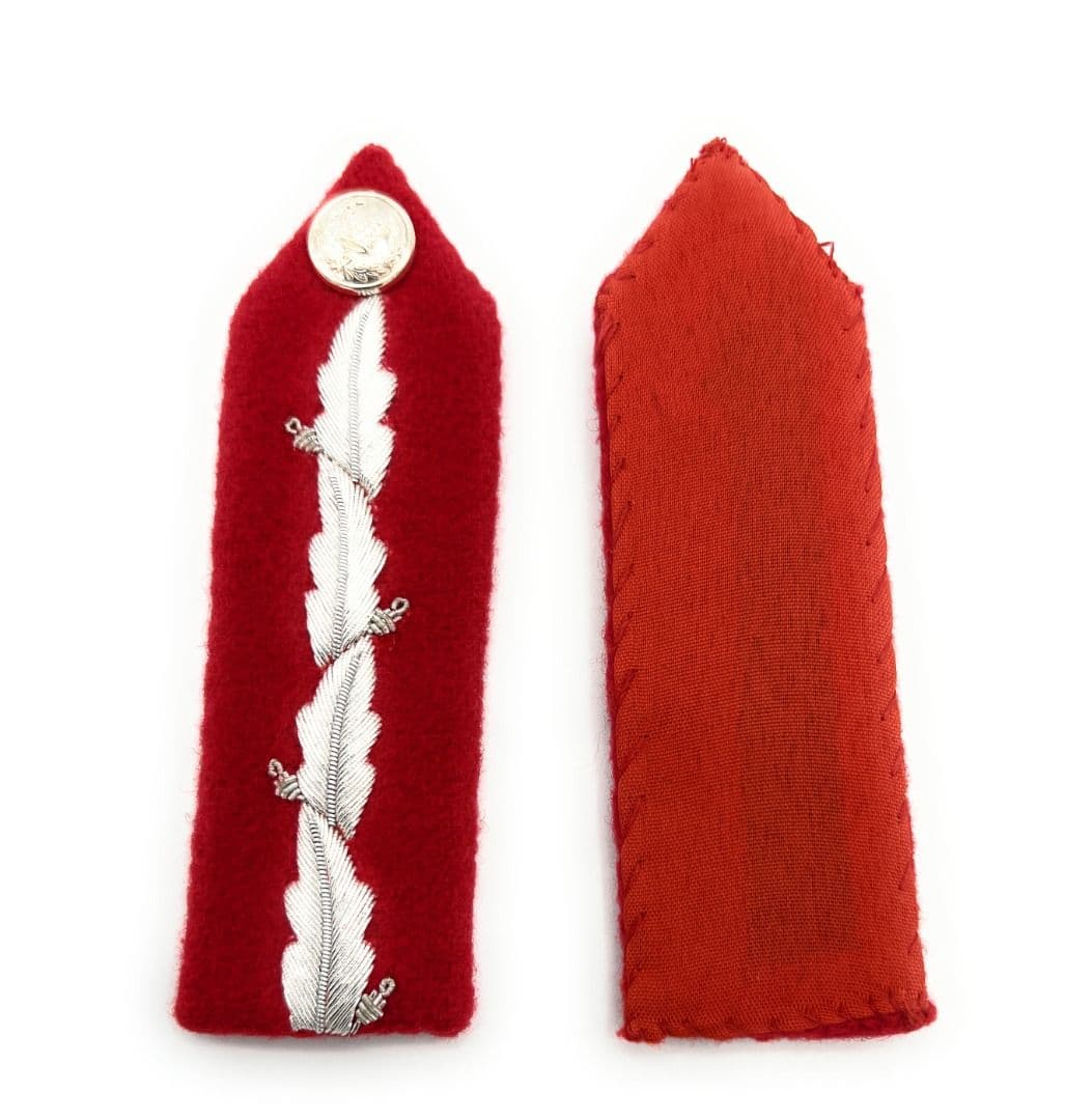 Lord-Lieutenant No. 1 Dress - Red-Silver Gorgets Plain Button