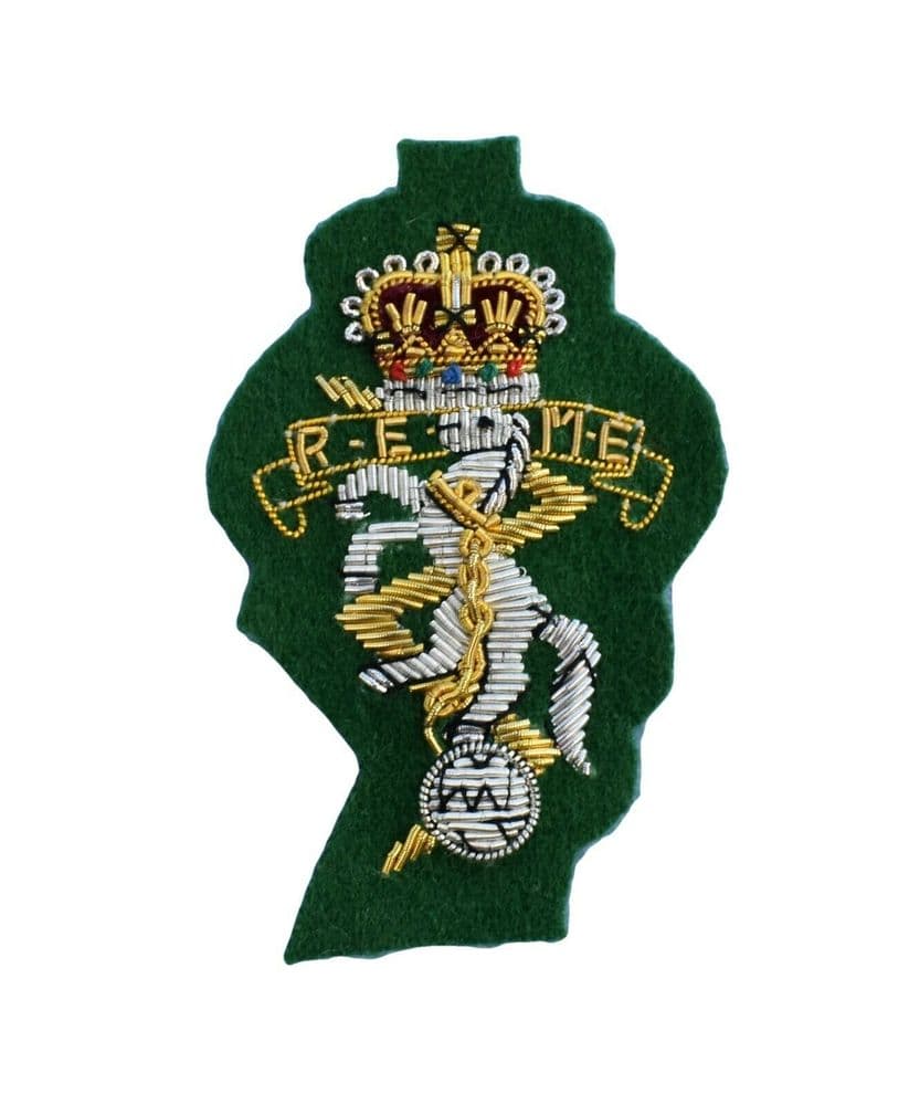 REME Commando Officers Wire Embroided Cap Badge on Green
