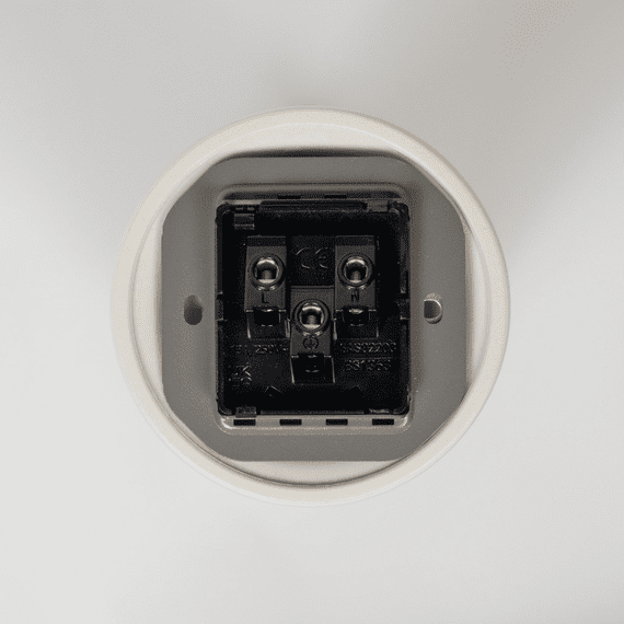 Porcelain Single Wall Mains Socket - White