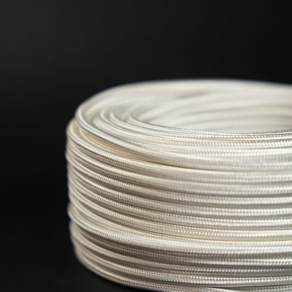 Round Fabric lighting cable in black