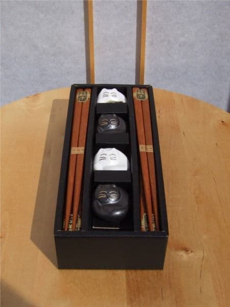 Japanese chop stick set for four and cat chop stick rests