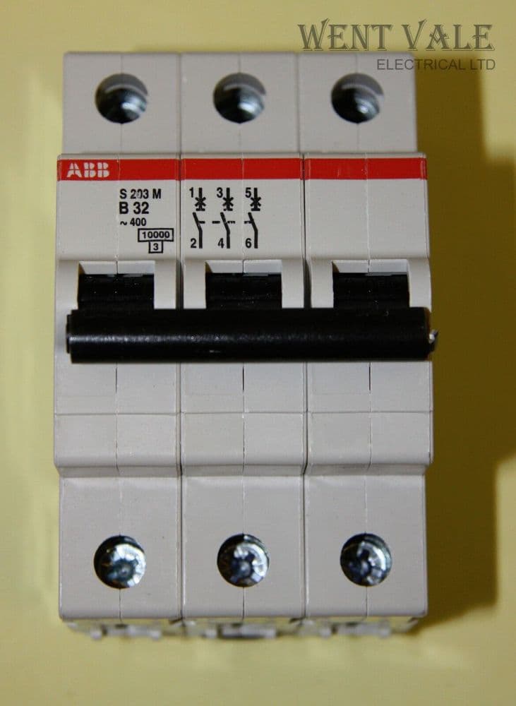 ABB System Pro M - S203M - 32a Type B Triple Pole MCB New in Box