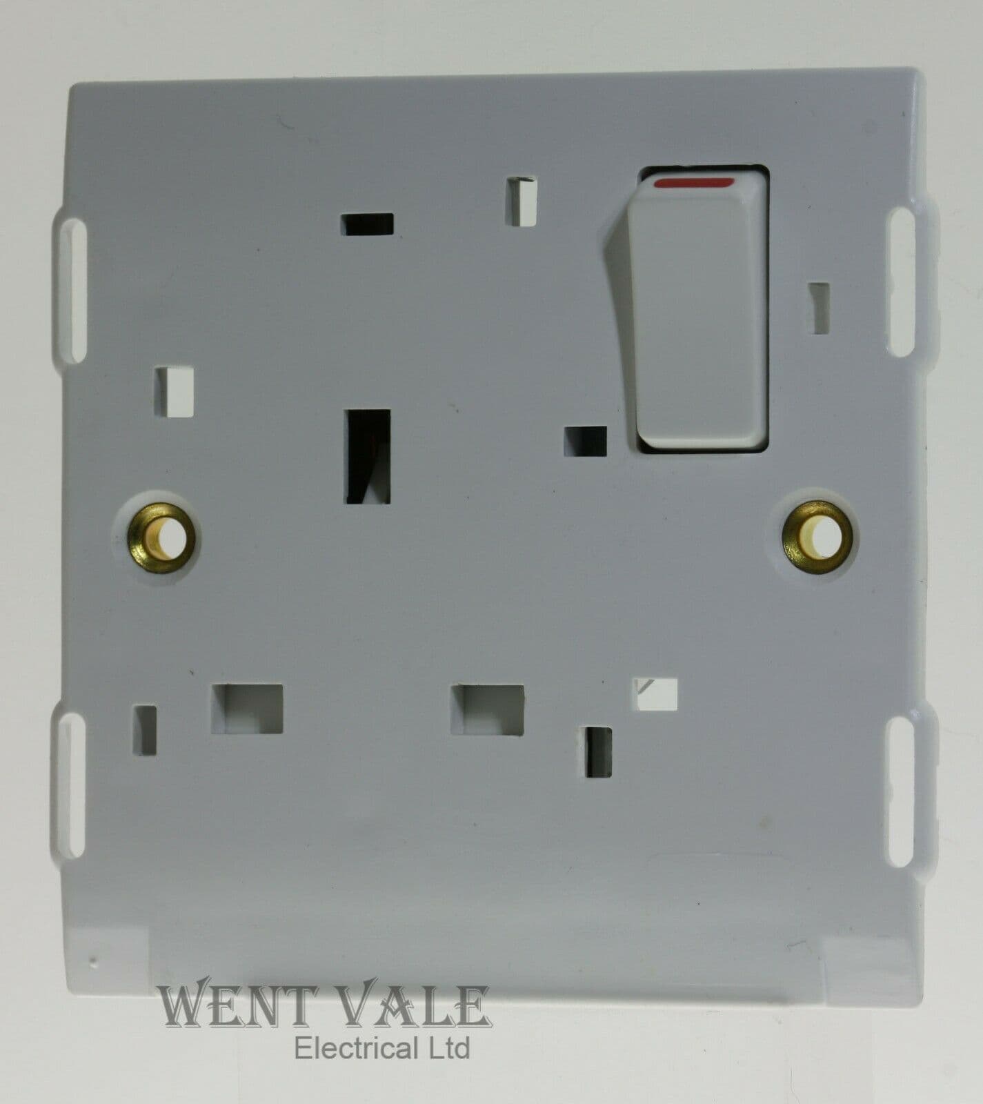 BG Neo Slimline Screwless - PCWH21-01 - 13a 1g Single Pole Switched Socket