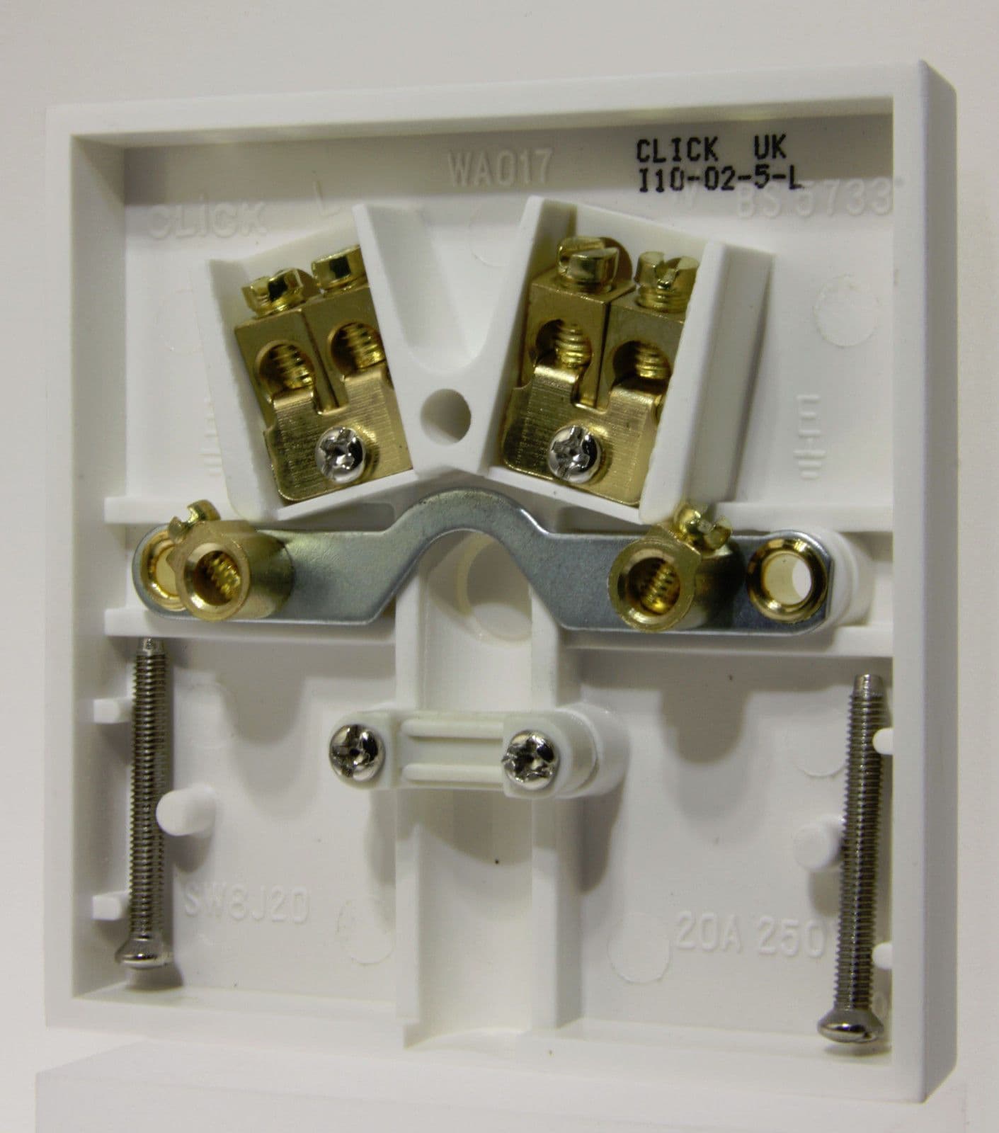 Click Essentials WA017 - Moulded 20a Flex Outlet Plate With Bottom F ...