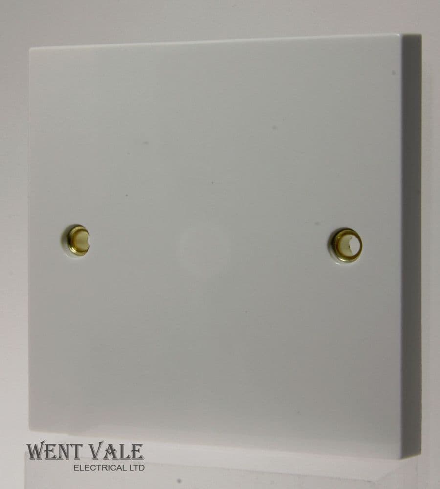 Click Essentials WA017 - Moulded 20a Flex Outlet Plate With Bottom F ...