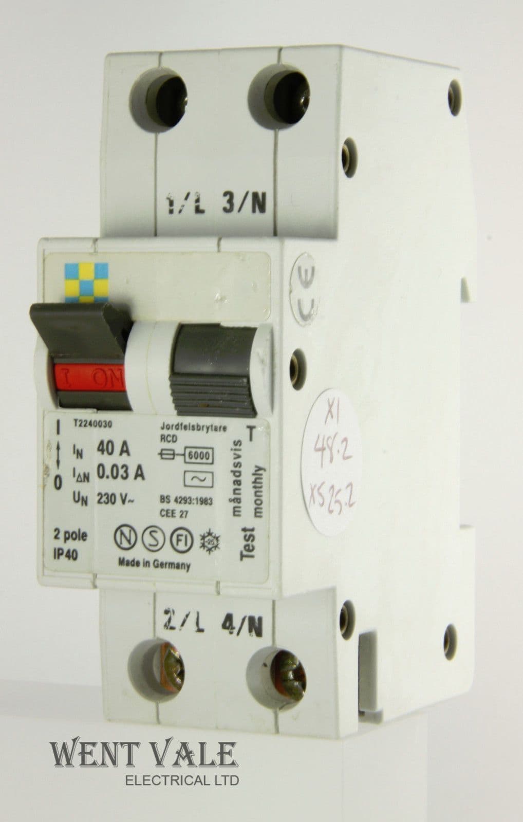Clipsal T2240030 - 40a 30mA Double Pole RCD Used