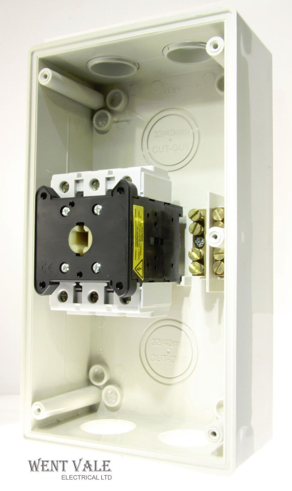 Clipsal Weathershield - WHC363 - IP66 63a 415V Surface Triple Pole ...