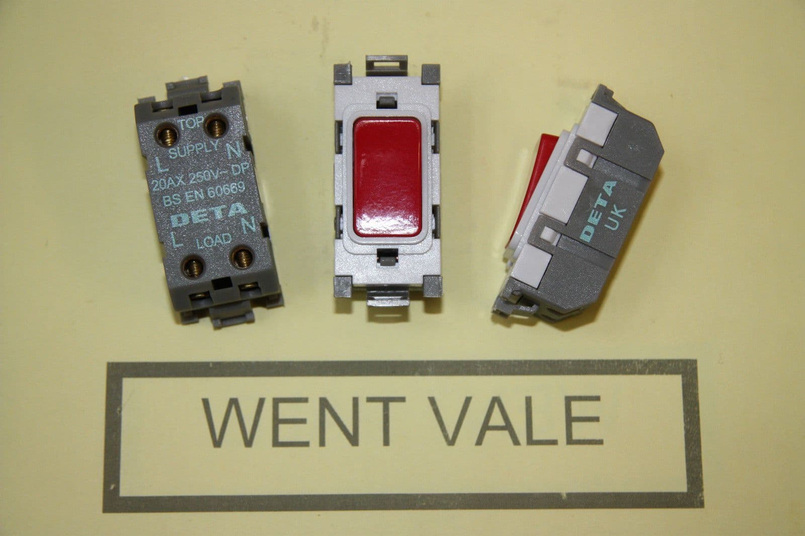 Deta Gridswitch - G3514RD - 20a Double Pole Red Rocker Grid Switch ...