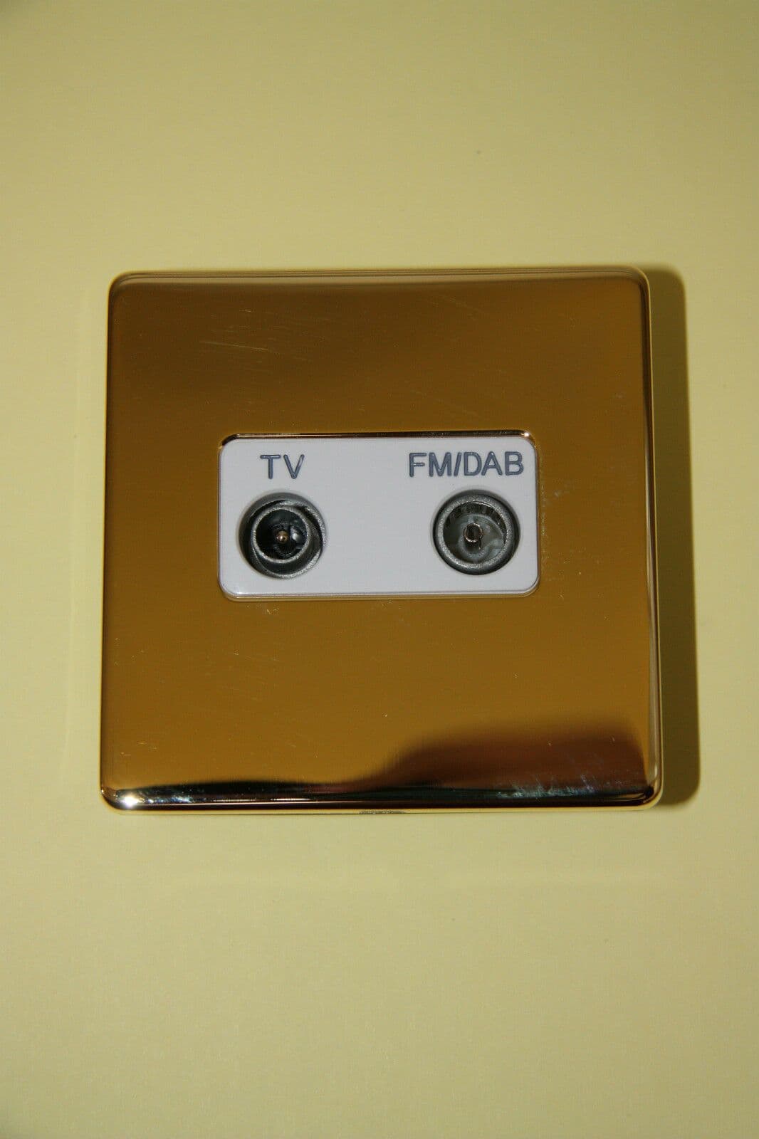 Deta Screwless - 8592GDW - TV/FM DAB Diplexer Socket White Inserts New