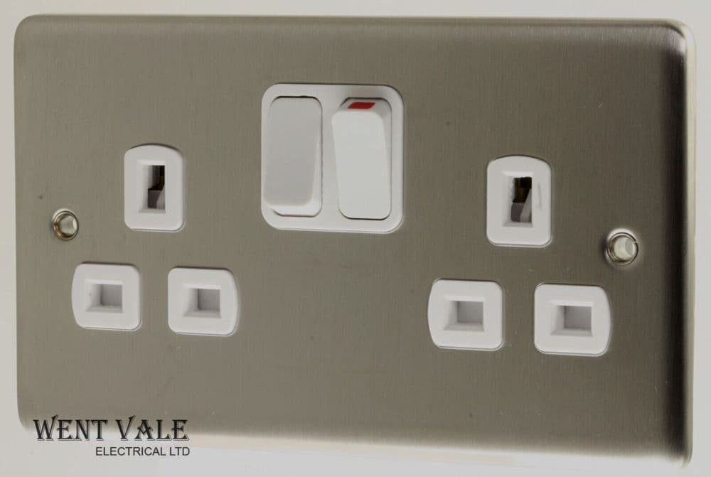 Deta Vimark Evo - VE1209SSW - 13a Twin D/Pole Switched Socket in ...