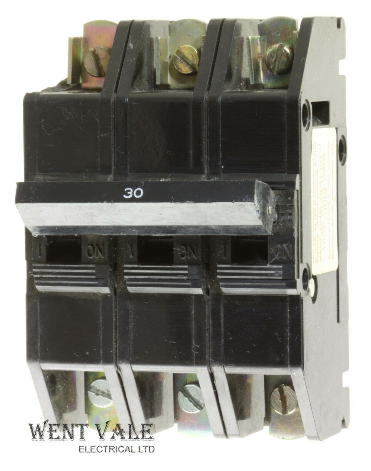 Dorman Smith Loadmaster Series 15 Range - LM3P30 - 30a Type 3 Triple ...