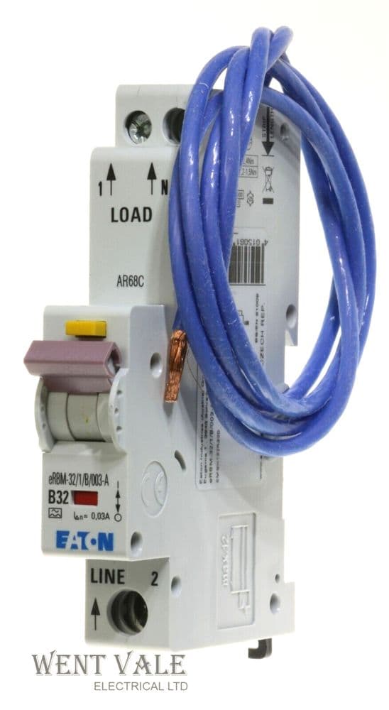 Eaton EMBH132R30C - eRBM-32/1/B/003-A - 32a 30mA Type B Single Pole A ...