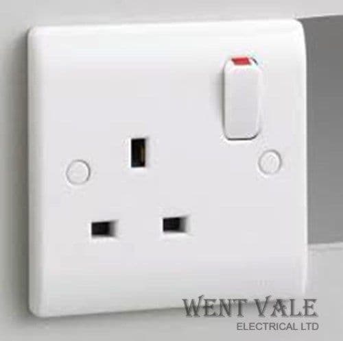 Eaton/MEM Premera Range - P611 - 13a Single Switched Socket New