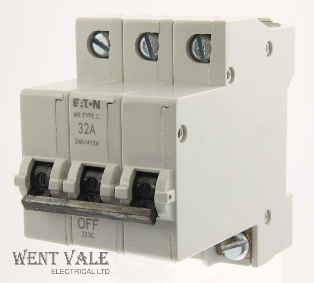 Eaton Memshield 1 - 323C - 32a Type C Triple Pole MCB Used