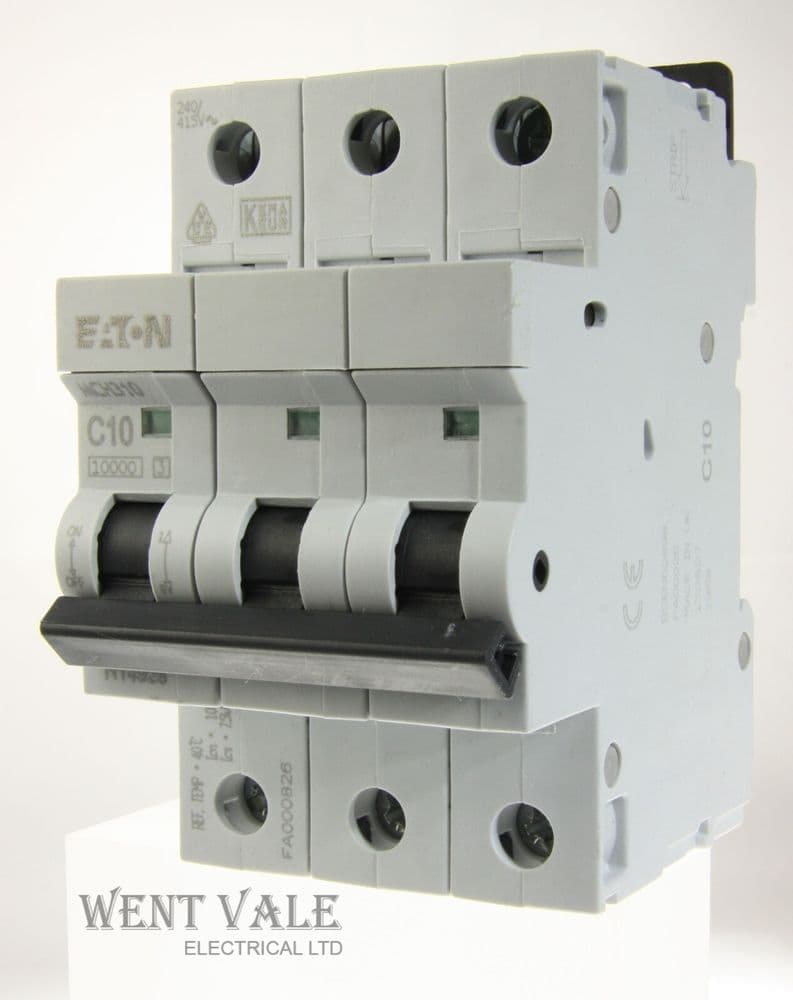Eaton Memshield 2 - MCH310 - 10a Type C Triple Pole MCB Used