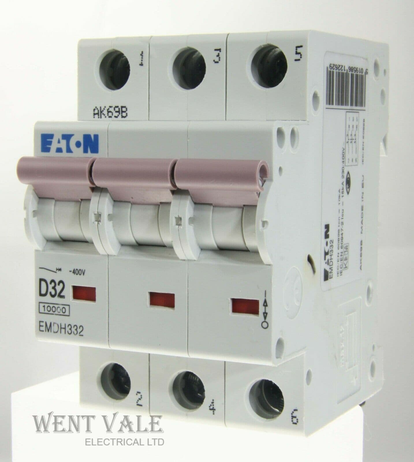 Eaton Memshield 3 - EMDH332 - 32a Type D Triple Pole MCB Used