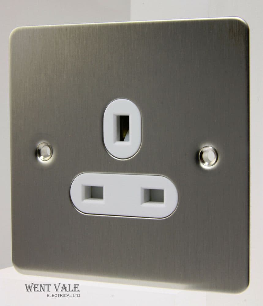 GET Ultimate Flat Plate - GU3250WSS - 13a Single Unswitched Socket
